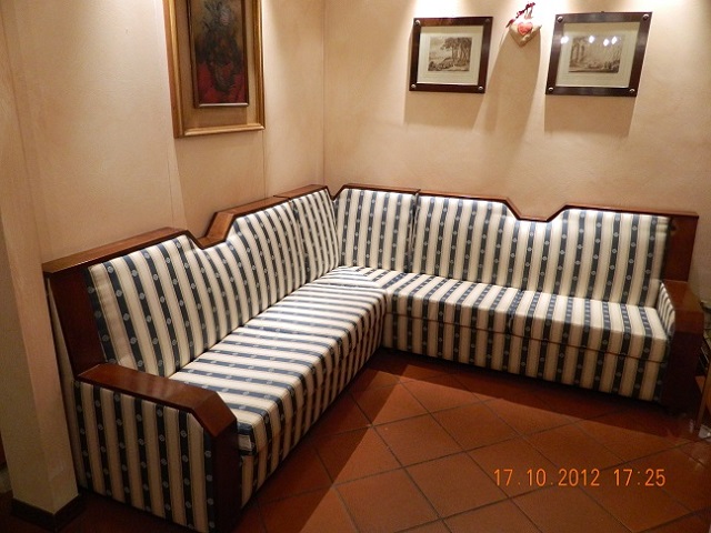 Lazzarotto, tappezziere a Torino: qualità artigiana da 20 anni.